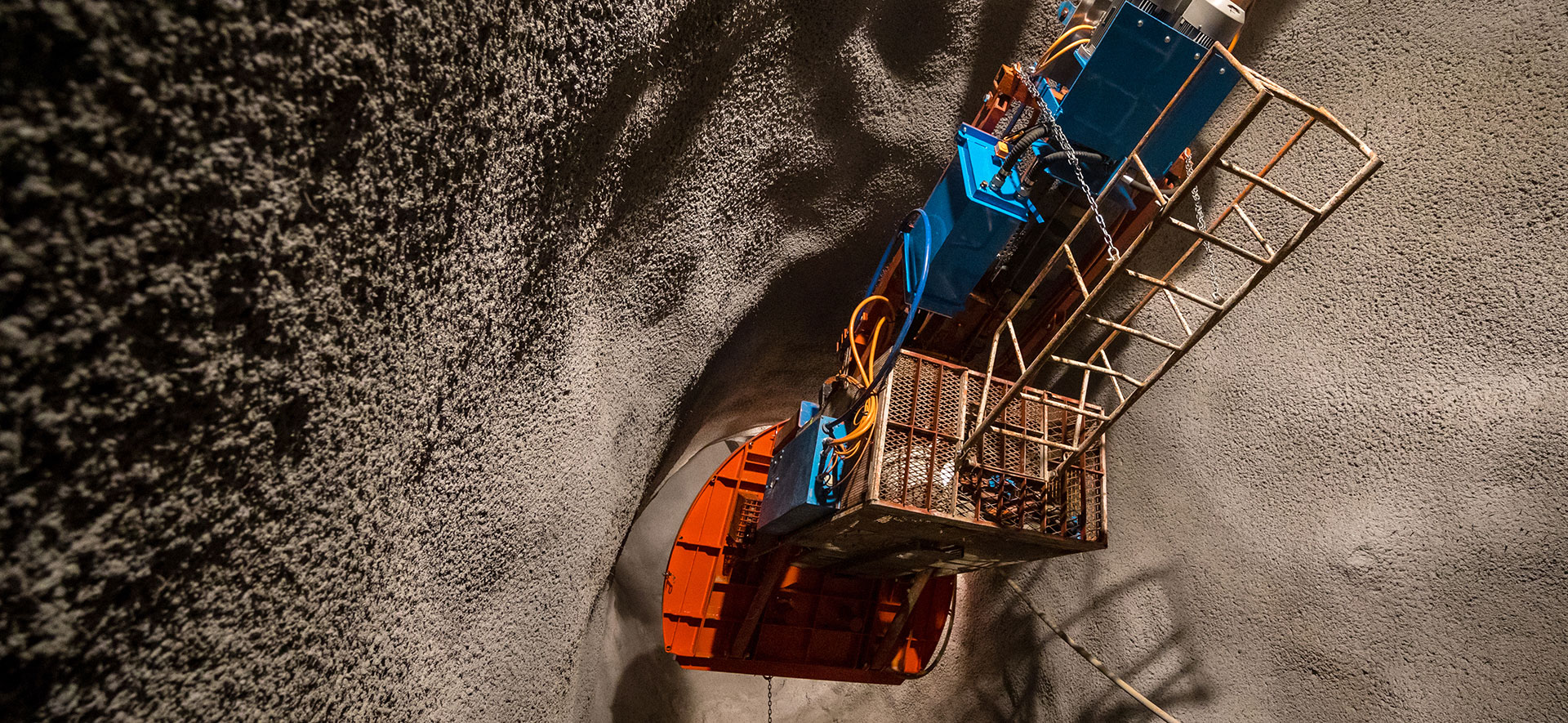 Schachtbau / Alimak Raise Climber | Experten der Gasser Felstechnik AG