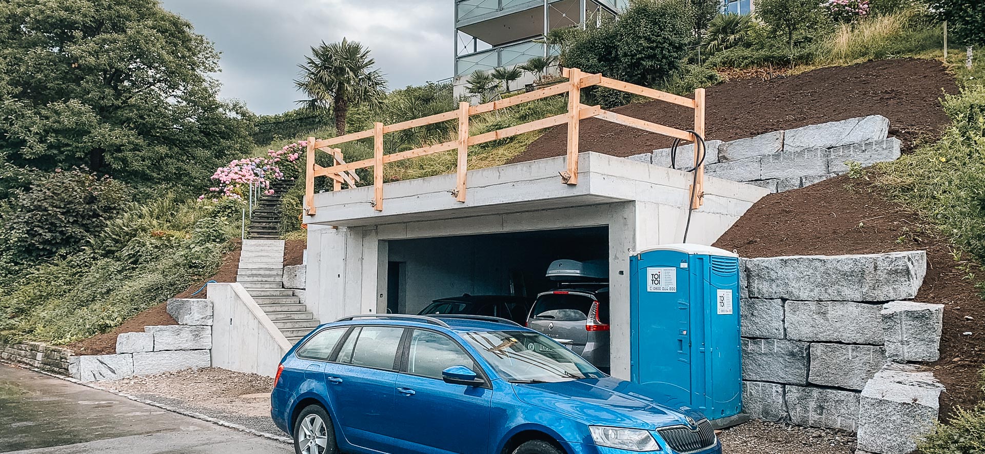 Schne Garage An Der Grundstcksgrenze Bild
